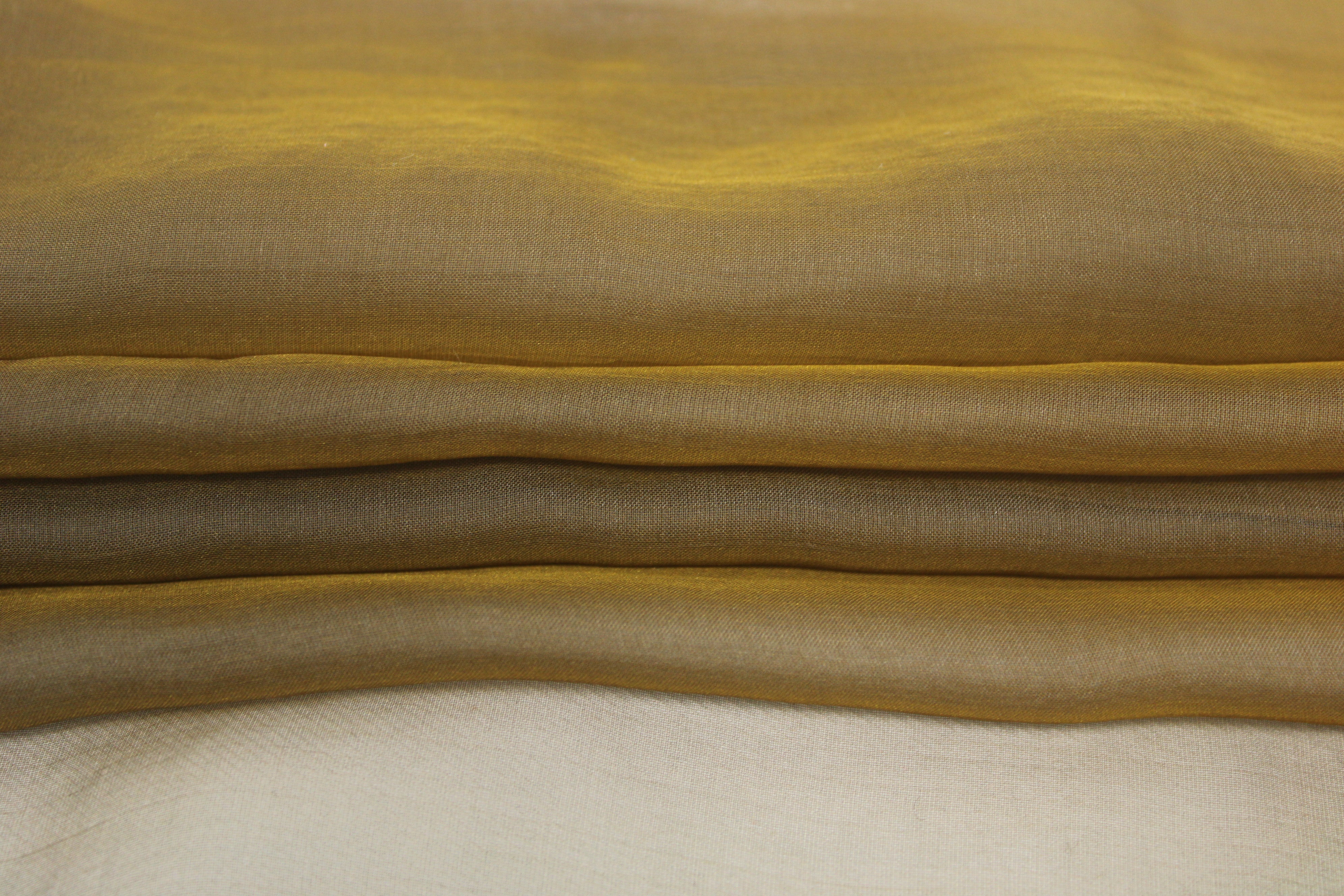 Tissu mousseline de soie changeante - ton ocre et noir – So Tissus